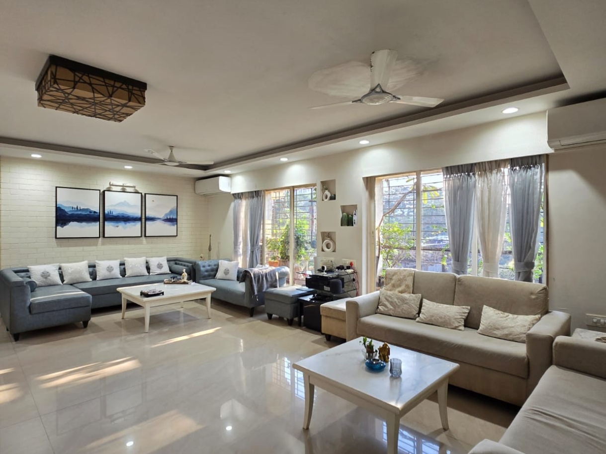 Fully Furnished 5BHK Jodi House in DN Nagar, Mumbai